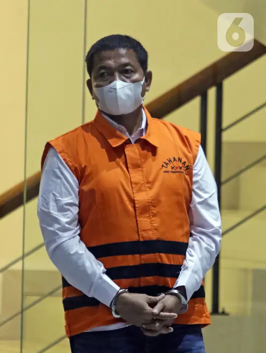 FOTO: KPK Periksa Kakak Bupati Langkat Terbit Rencana Perangin Angin - Foto Liputan6.com