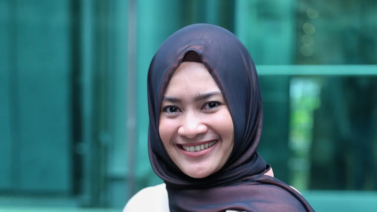 Iman Sempat Naik Turun, Ikke Nurjanah Akhirnya Mantap Berhijab - ShowBiz Liputan6.com