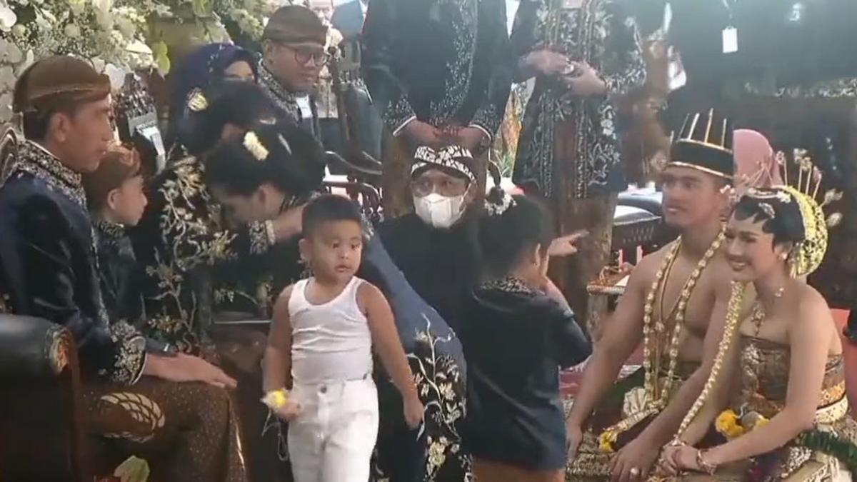 Top 3 Berita Hari Ini: Erina Gudono Singgung Lagi Foto Al Nahyan Pakai Singlet di Pernikahannya ...