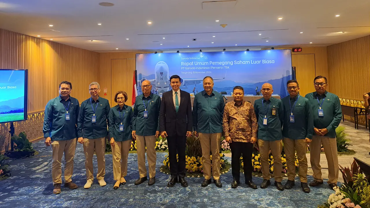 Wamildan Tsani Panjaitan Resmi Jabat Dirut Garuda Indonesia - Bisnis ...