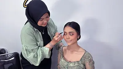 13 Cara Make Up yang Benar Bagi Pemula, Ketahui Tips dan Triknya - Hot ...