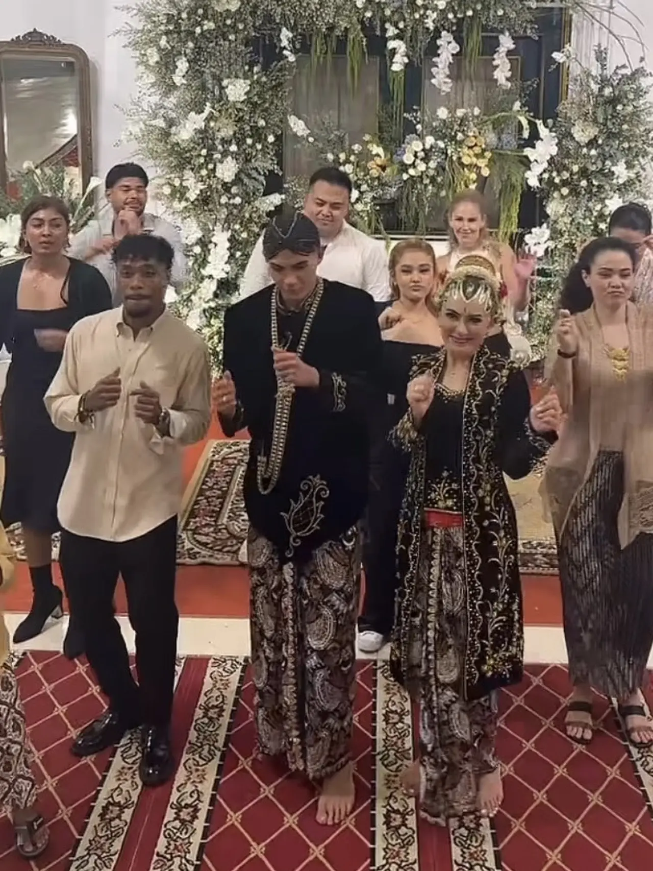 8 Penampilan Amanda, Putri Christian Gonzales saat Menikah dengan ...