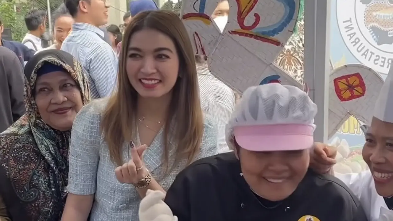 Warna Rambut Istri Gibran Rakabuming Saat ke Korea Selatan Curi ...