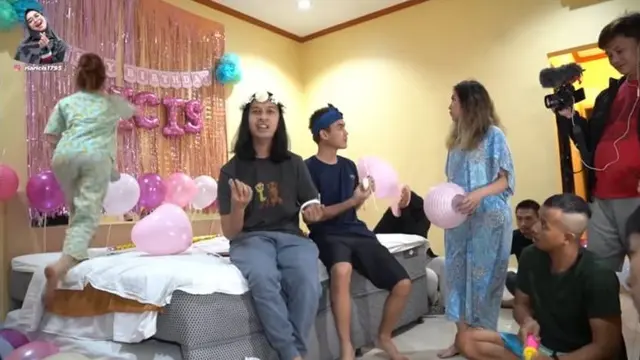Genap Berusia 25 Tahun, Ini 7 Momen Kejutan Ulang Tahun Ria Ricis - Hot ...