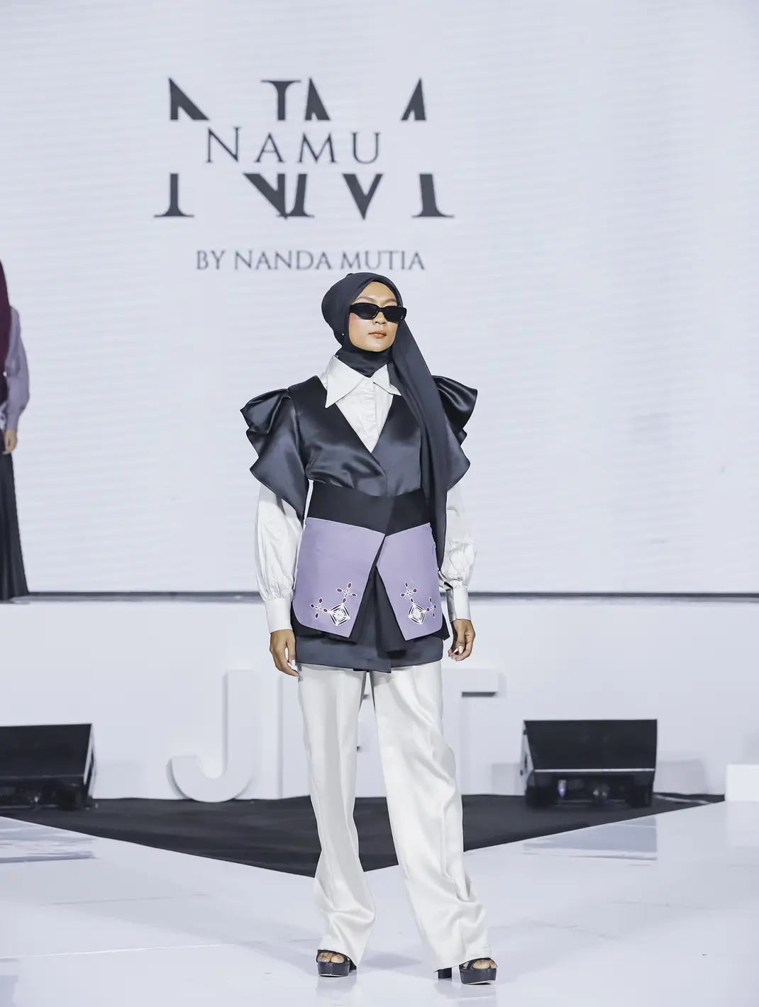 Model Seragam Baju Lebaran 2023 dari Keluarga Angelina Sondakh-Adelia Pasha