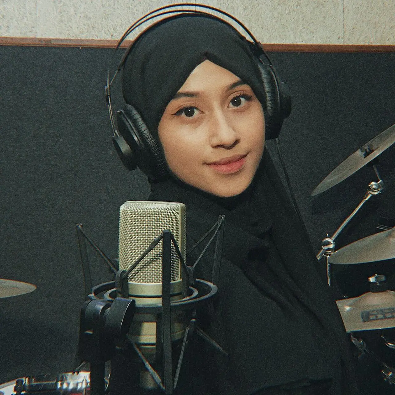 Zhelda Jebolan The Voice Kids Indonesia Perkenalkan Lagu Itulah Dirimu Ciptaan Komposer Kawendra ...