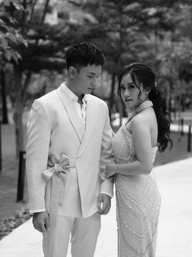 Sering Dikira Pacar, Ini 6 Potret Kompak Randy Martin dan Sang Adik ...