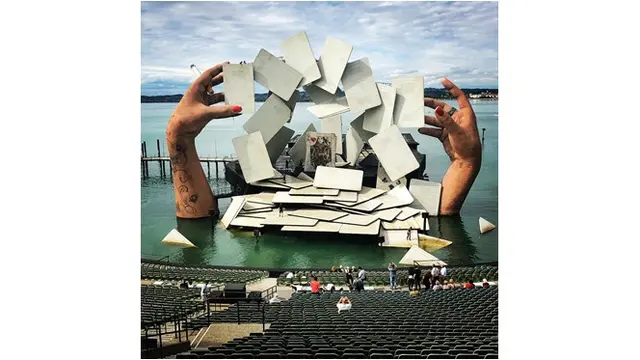 6 Patung Raksasa Ini Bikin Takjub, Ada yang di Indonesia - Hot Liputan6.com