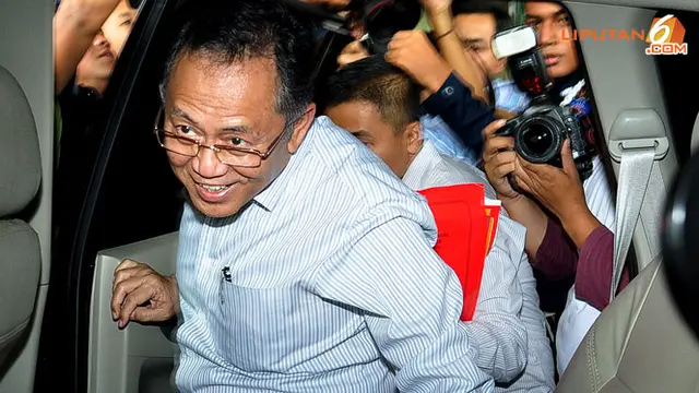 Walikota Bandung Dada Rosada Penuhi Panggilan KPK - News Liputan6.com