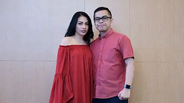 2 Minggu Melahirkan, Kezia Karamoy Sudah Singset Lagi - ShowBiz Liputan6.com