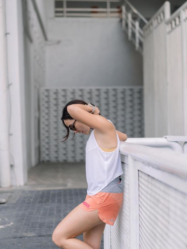 7 Potret Gisella Anastasia Belajar Lari, Body Goalsnya Bikin Salfok ...
