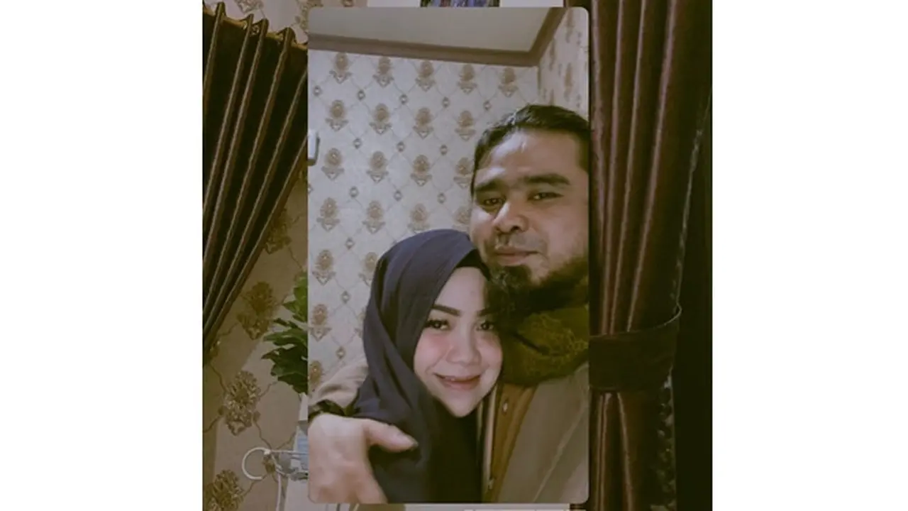 Jadi Istri Kedua, Ini 6 Potret Mesra Yuni LIDA dan Gus Samsudin - Hot ...