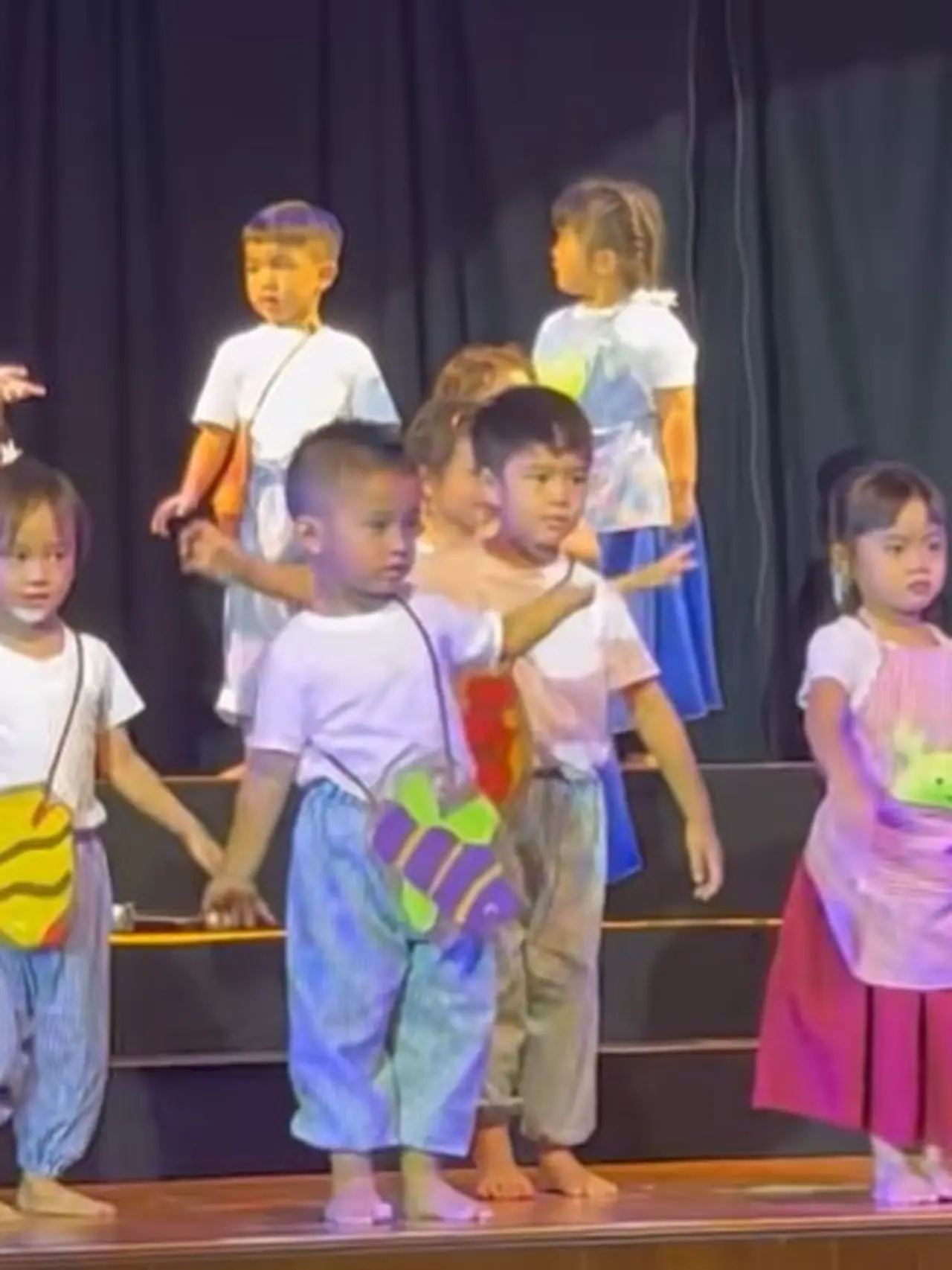 7 Potret Lucunya Jendra Anak Revalina S Temat Konser Perdana di Sekolah ...