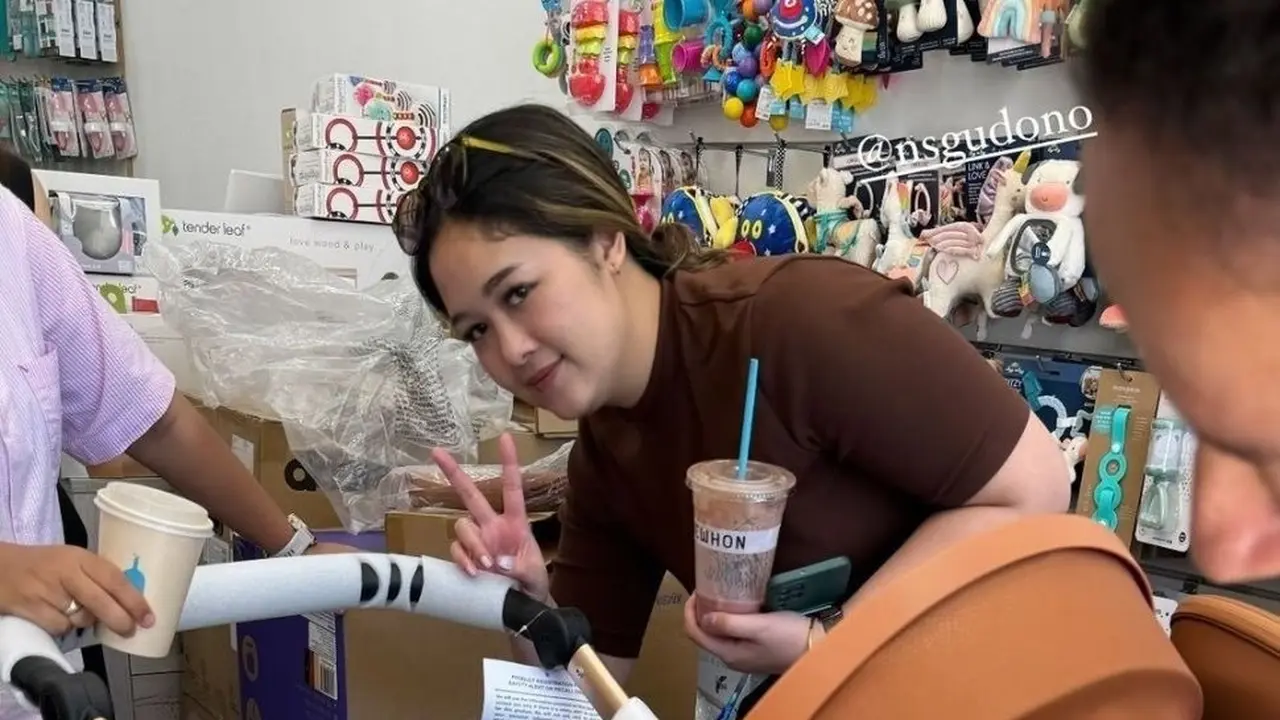 Erina Gudono Pamer Bros Chanel, Stroller Rp 20 Juta, hingga Telur Rp ...