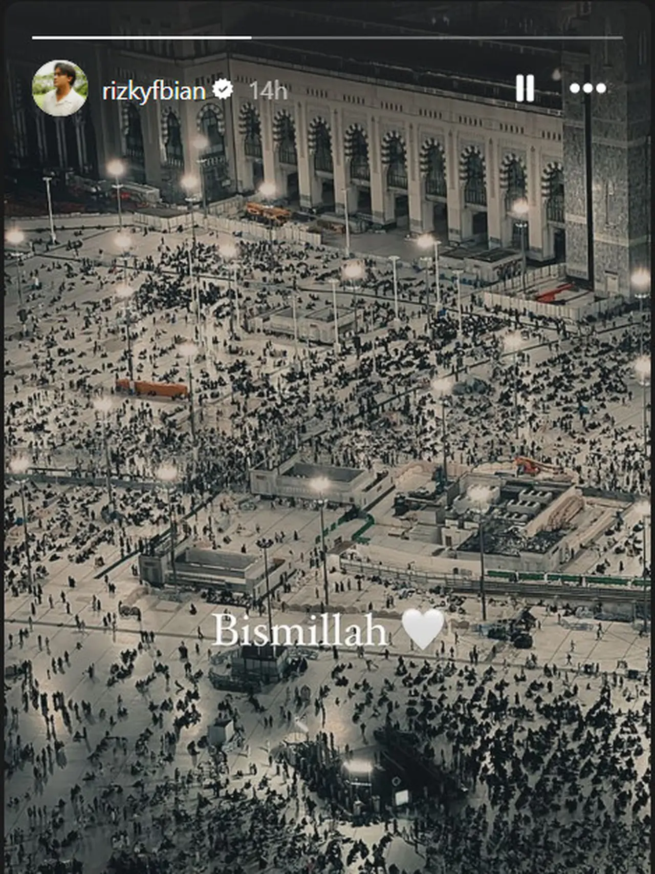 6 Potret Mahalini Jalani Ibadah Umroh Setelah Mualaf, Penampilan ...