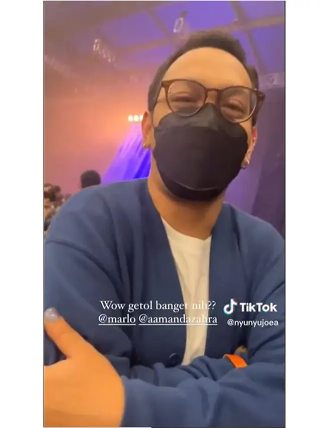 Resmi Cerai, Ini 5 Momen Amanda Zahra Terciduk Nonton Konser LANY Bareng Marlo - Hot Liputan6.com