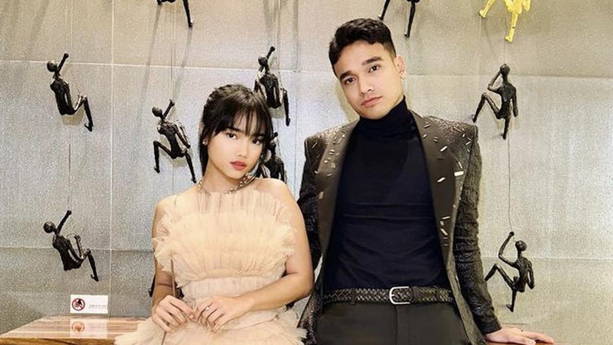 Usai Putus, 6 Potret Fuji An Kembali Foto Bareng Kakak Dibalut Mini ...