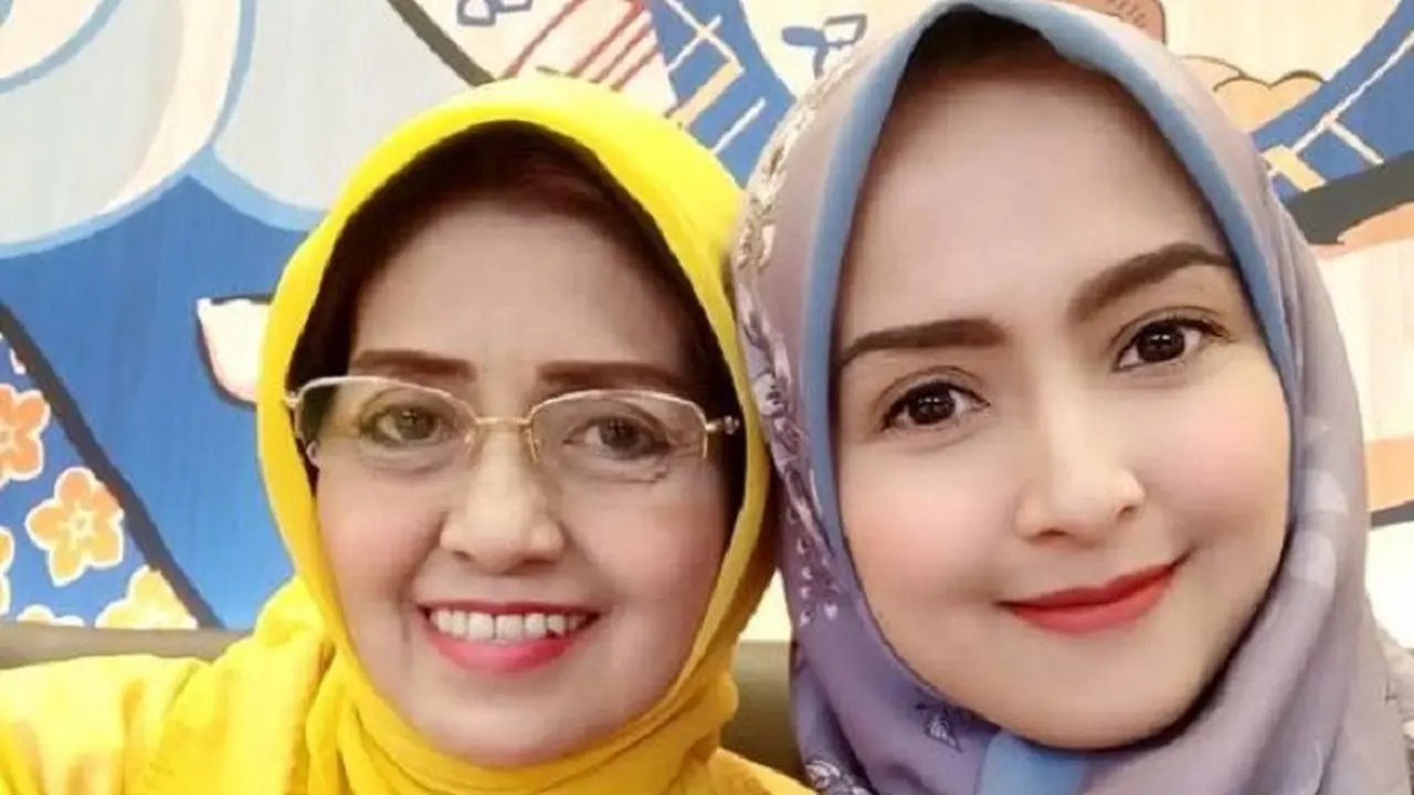 6 Potret Terbaru Lia Ananta Pemeran Sashi 'Di Sini Ada Setan', Anggun ...