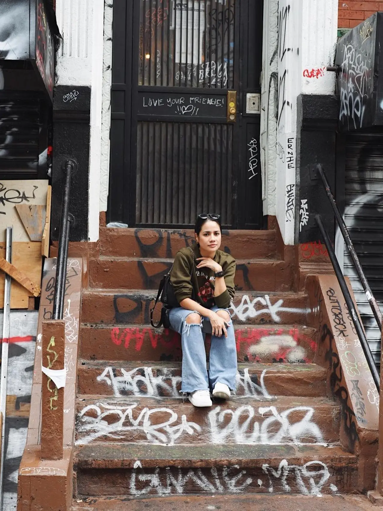 Suka Tampil Sporty, Ini 7 Potret Lisa Alhady Kakak Refal Hady yang ...