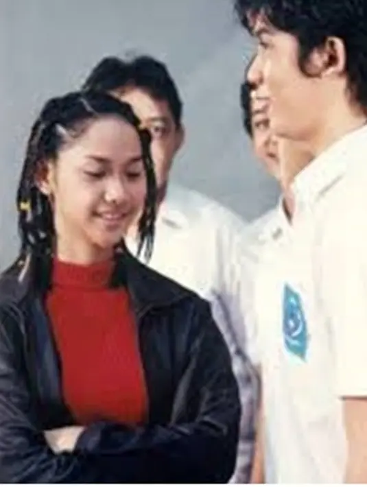 Potret BCL Saat Pakai Seragam SMA, Aura Bintang Terpancarkan - Foto Liputan6.com