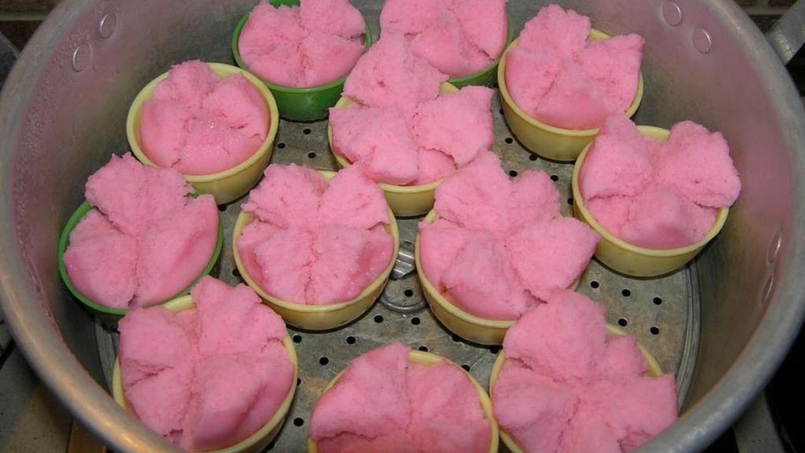 Bikin Kue Mangkok yang Mekar Sempurna, Ini Tips yang Sering Diabaikan
