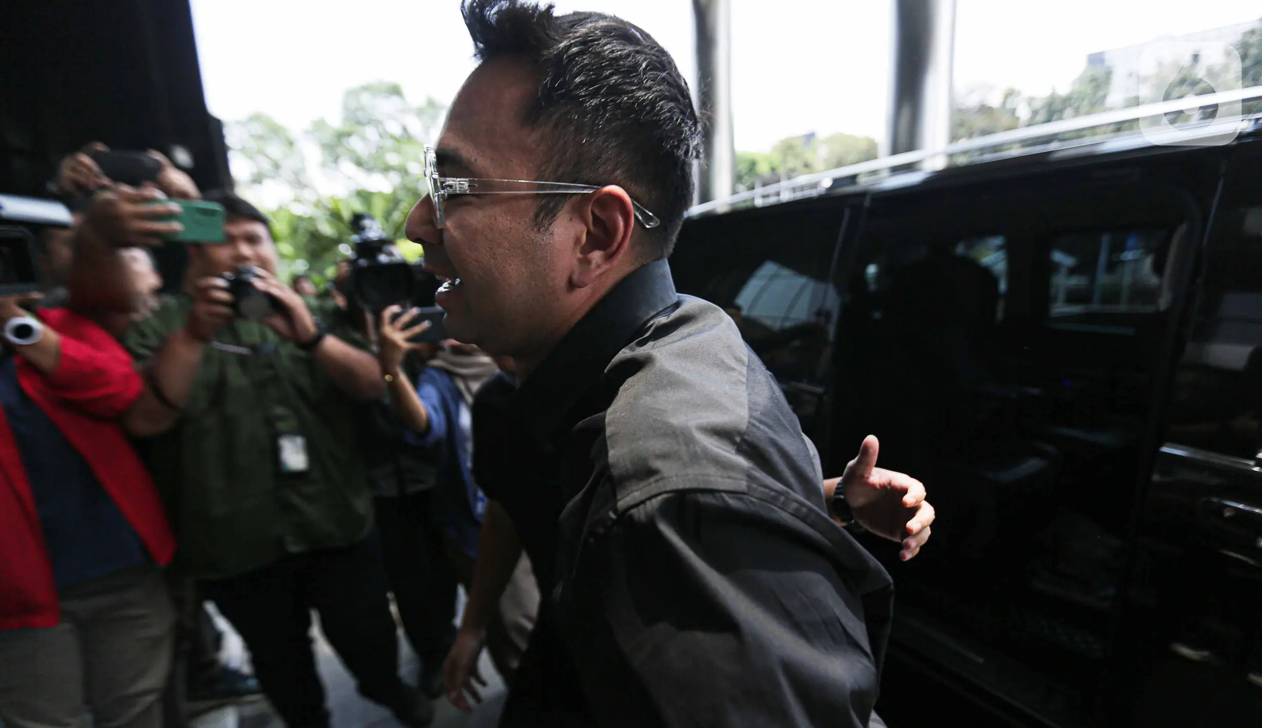 Raffi Ahmad Tiba-tiba Sambangi KPK - Foto Liputan6.com