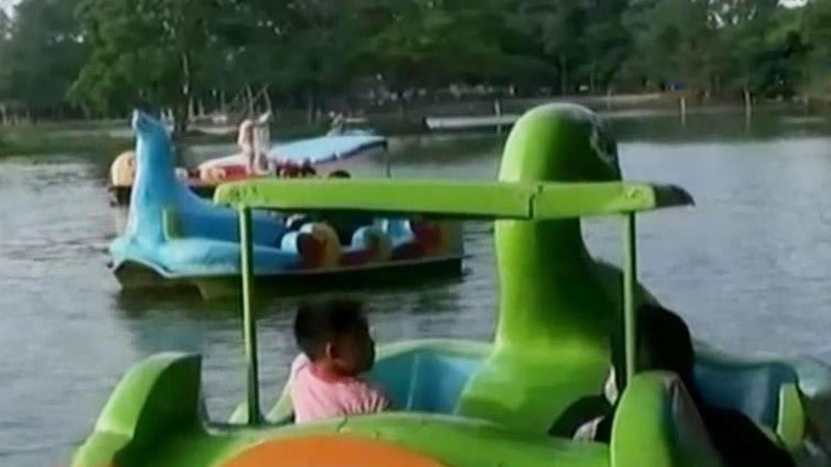 Kepadatan Arus Balik di Ruas Tol hingga Wisata Situ Cipondoh - TV ...