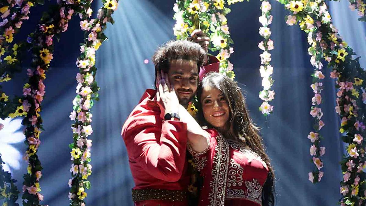 Pesona Shakti Arora di Pesta Bollywood Ranveer dan Ishani