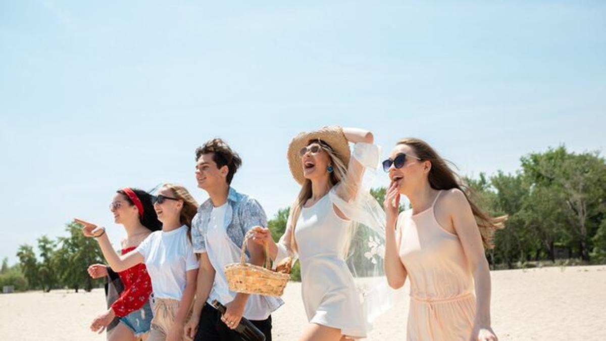 32 Contoh Caption tentang Liburan, Bikin Postingan Makin Keren - Ragam ...