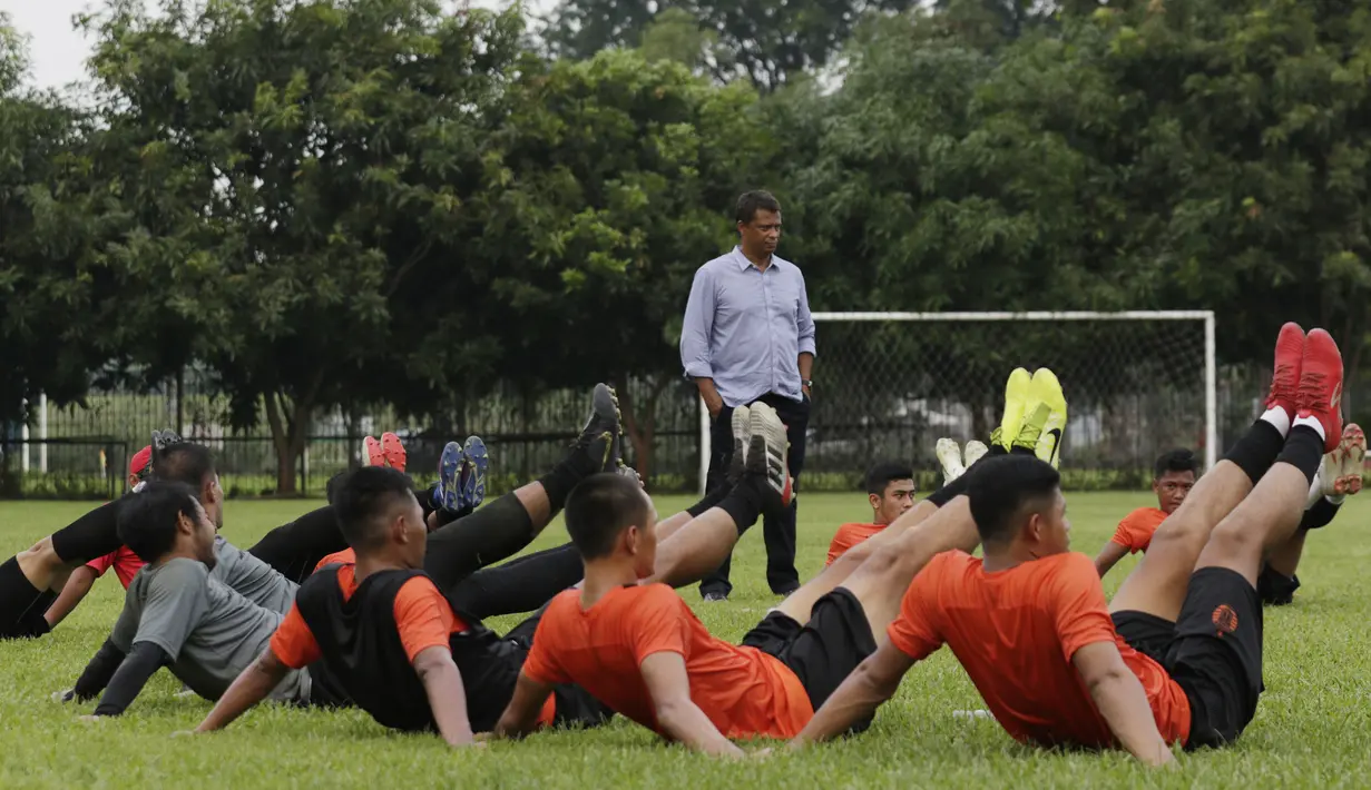 FOTO: Mengenal Sosok Sergio Farias, Pelatih Baru Persija Jakarta - Indonesia Bola.com