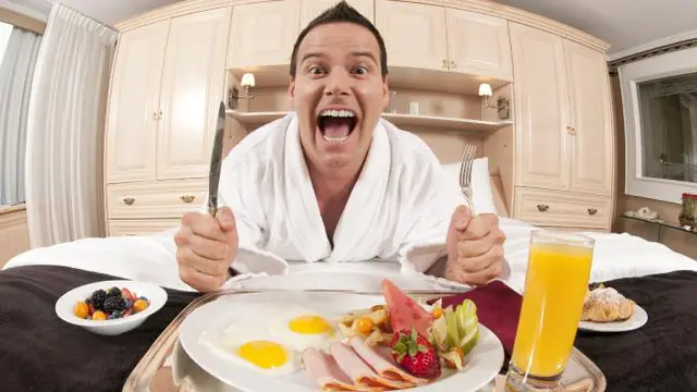 Jangan Pernah Pesan 4 Jenis Makanan Ini dari Room Service - Global ...