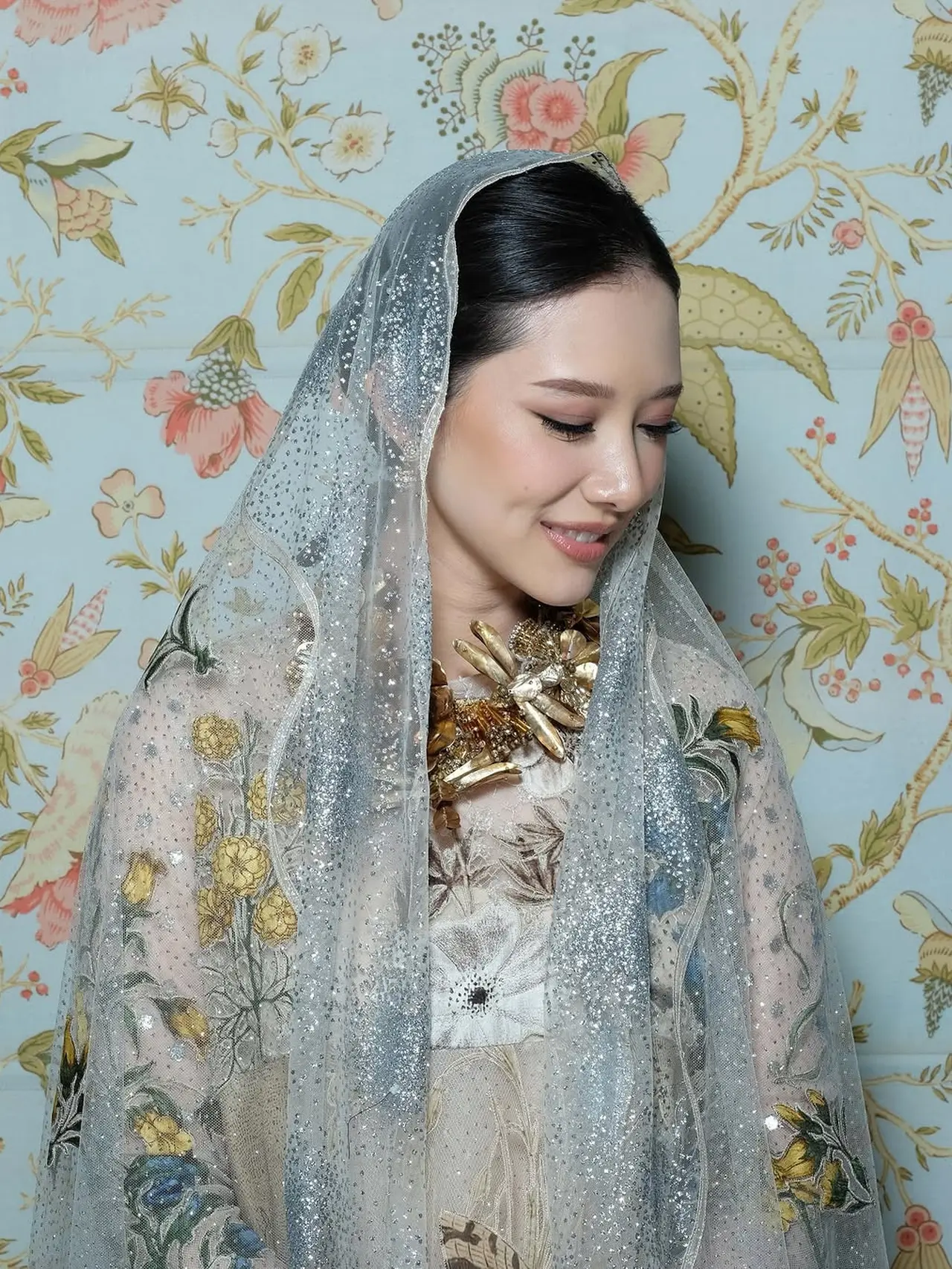6 Potret Calon Istri Rio Haryanto di Pengajian Jelang Nikah, Tampil ...