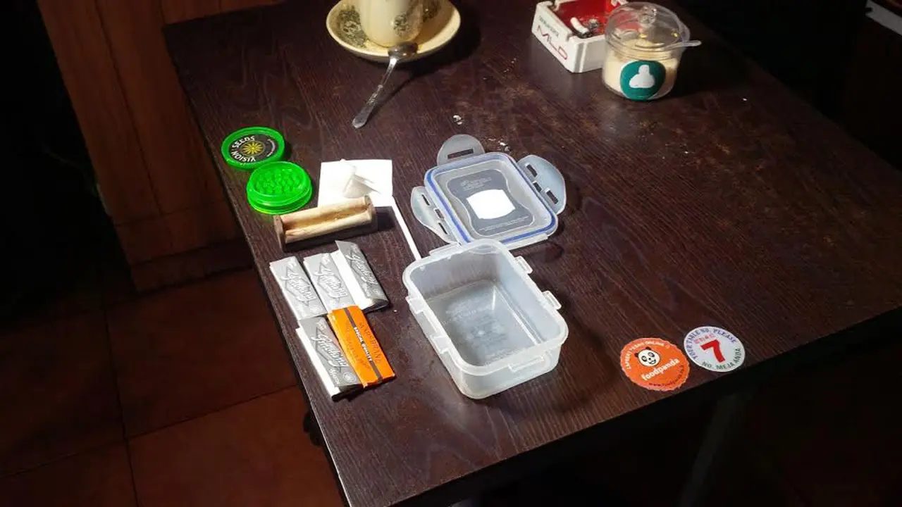 Alat Isap Sabu Dijual Bebas di Jakarta Barat - News Liputan6.com