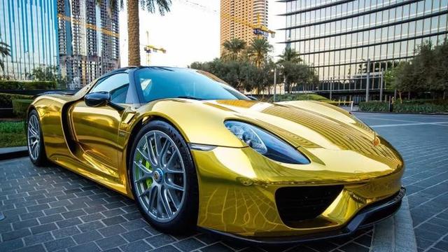 Kumpulan Potret Modifikasi Mobil Mewah Berlapis Emas Ini Dijamin ...