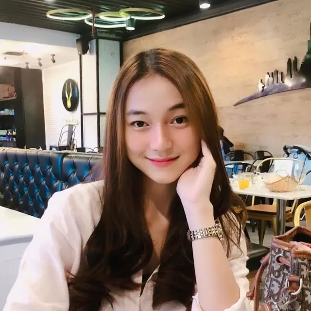 6 Potret Shella Anggia Pemenang Miss Celebrity 2023, Mulai Karier di ...