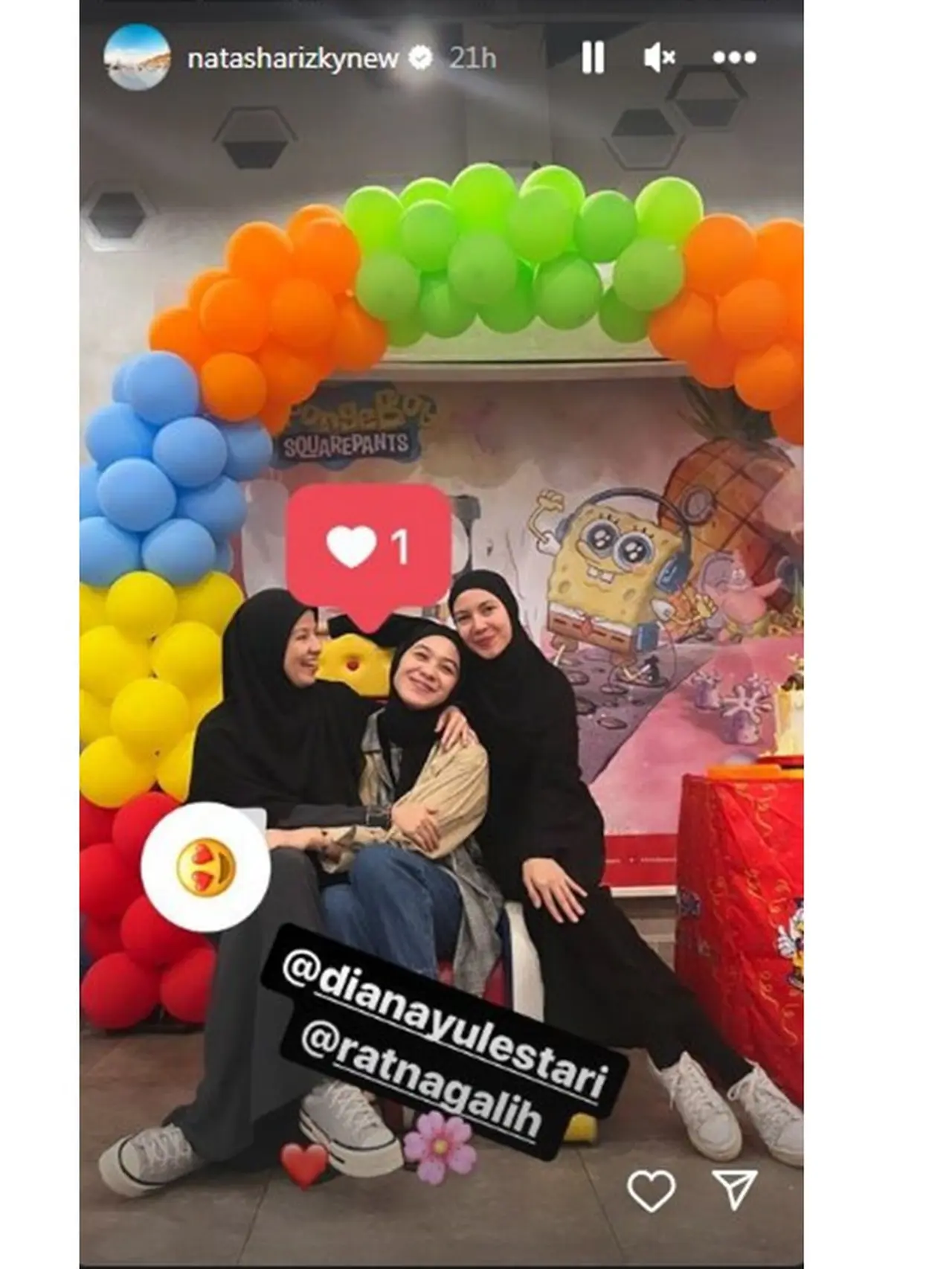 8 Momen Persahabatan Natasha Rizky, Ratna Galih dan Dian Ayu Lestari, Saling Mendukung - Hot ...