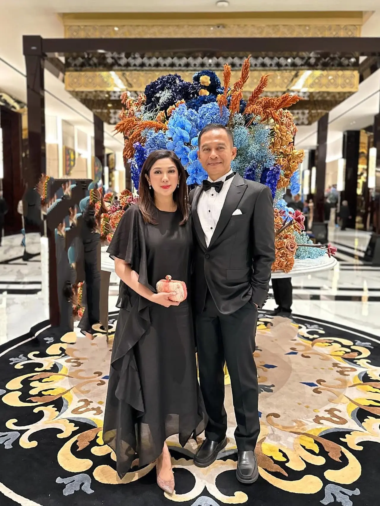 6 Potret Harmonis Fifi Aleyda Yahya dan Suami, Dikaruniai Dua Anak yang Berprestasi - Hot ...