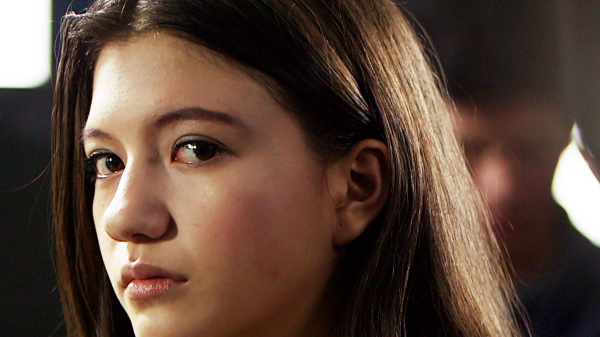 Casandra Lee, Si Cantik yang Doyan Berimajinasi Lewat Buku