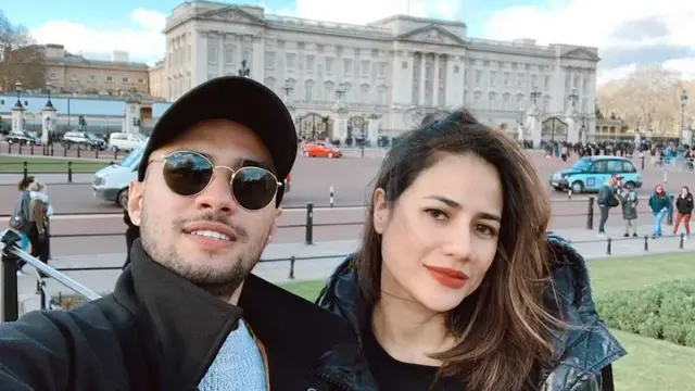 6 Potret Refal Hady Bareng Sang Kakak Lisa Alhady, Sering Dikira Suami ...