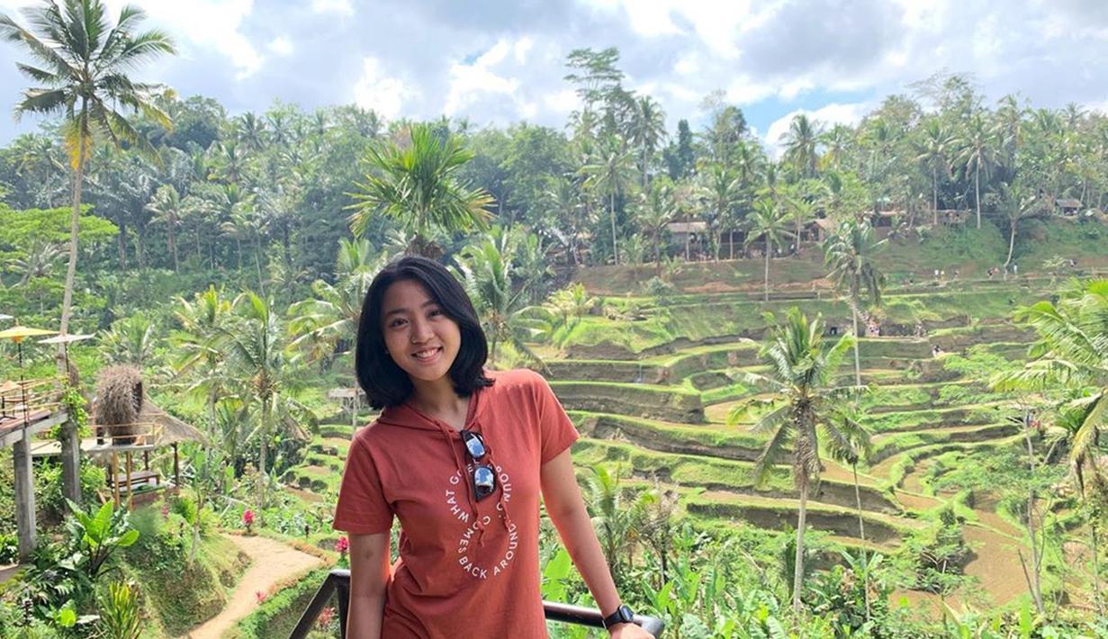 FOTO: Gaya Santai Nona Berlian Saat Liburan, Lepas Penat