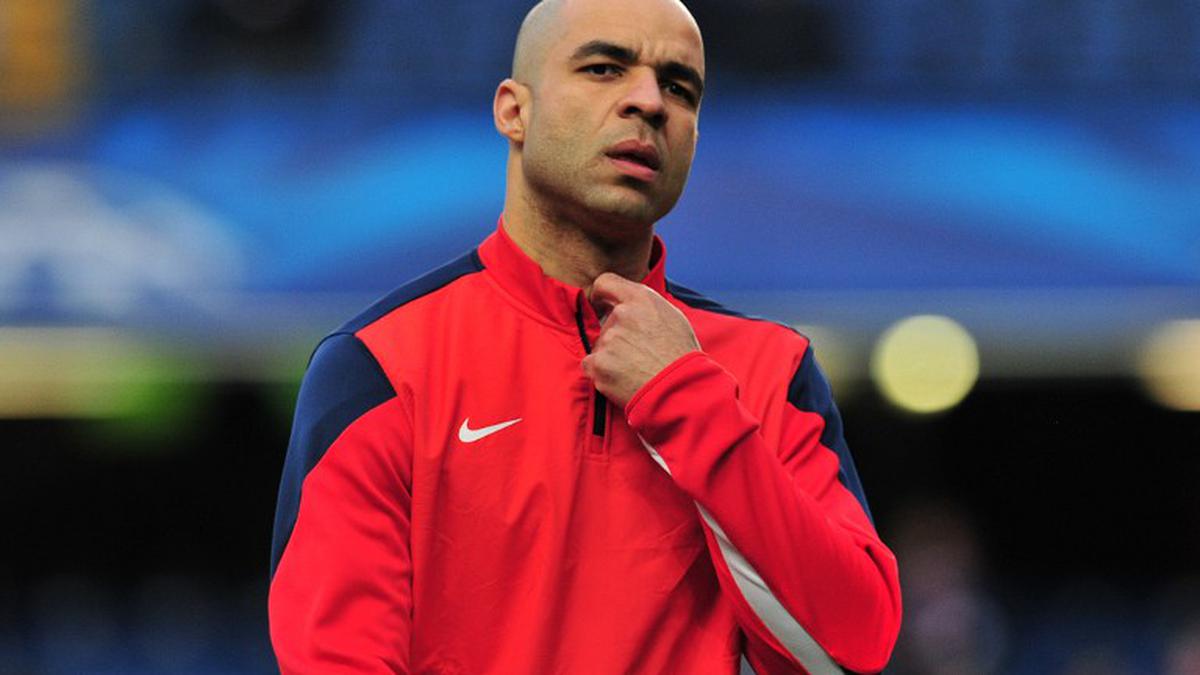 Alex Hampir Pasti Milik Milan - Bola Liputan6.com