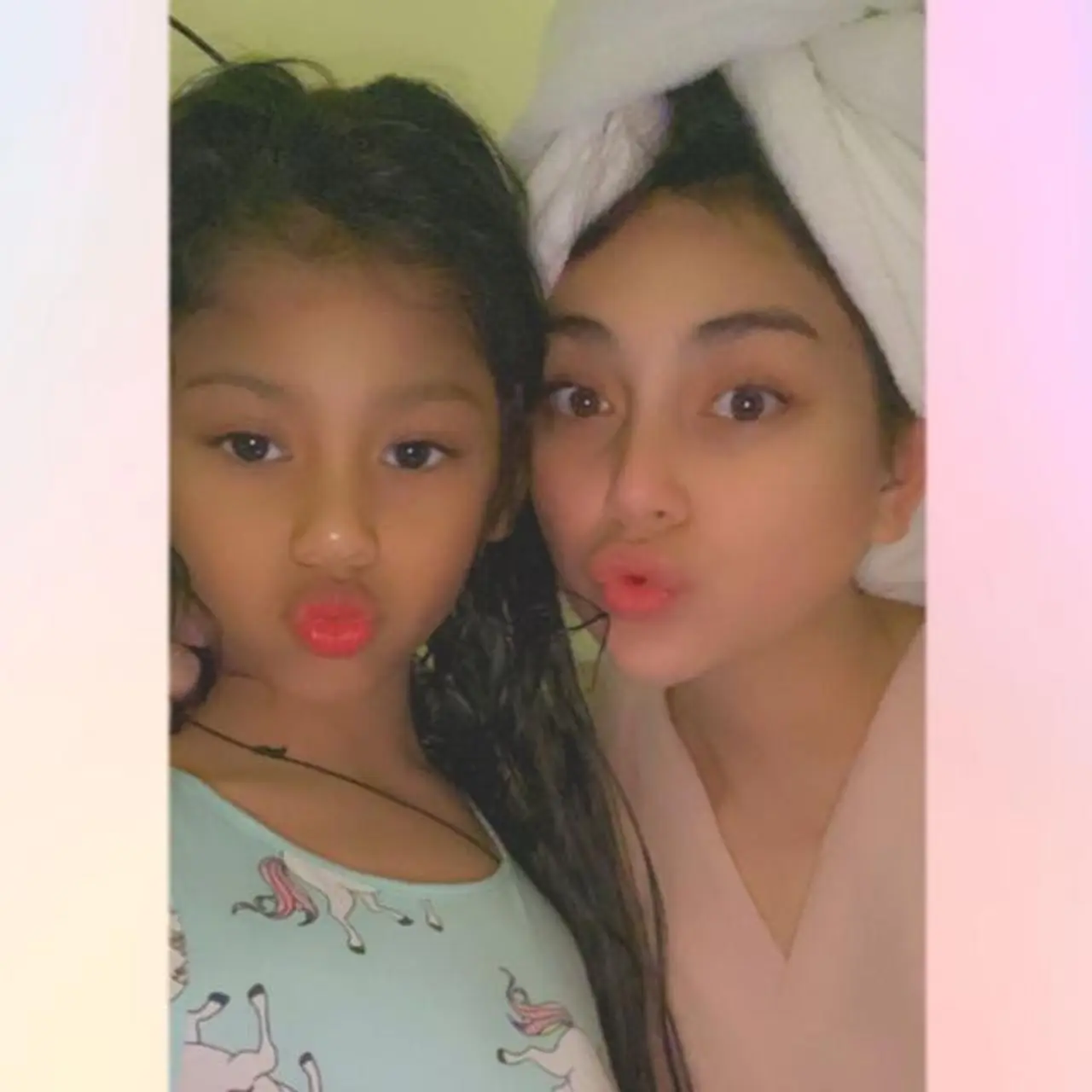 Potret Kedekatan 10 Artis dengan Anak Angkatnya, Curi Perhatian - Hot ...