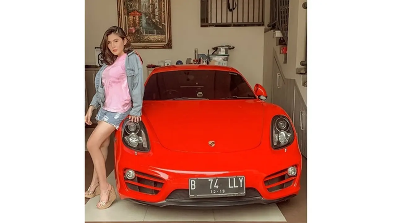 7 Pesona Angela Lee, Aktris yang Dituding Menggoda Raffi Ahmad - Hot ...