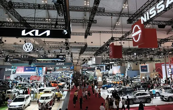 Adidas Rilis Koleksi Sepatu Edisi Pulau Sumatera, Desainnya ...