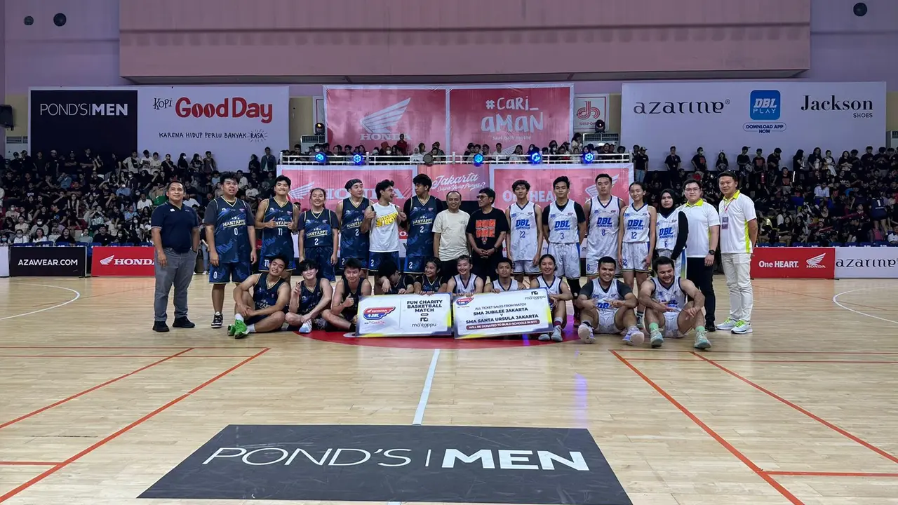 Didukung YouTuber Jerome Polin, Alexander Matthew Bantu Anak-Anak di ...