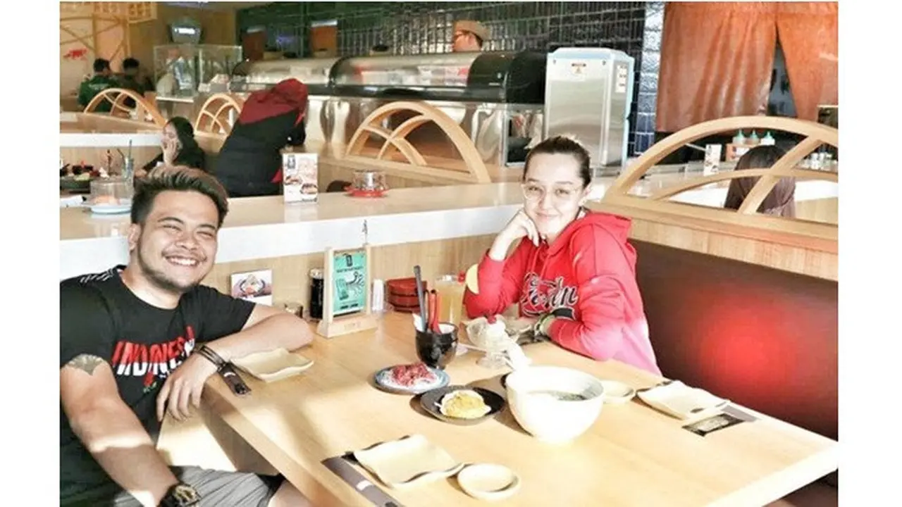 Reza SMASH Dikabarkan Cerai dari Fabiola, Ini 7 Potret Saat Keduanya ...