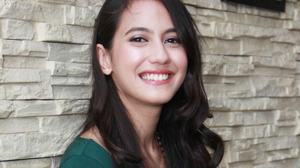 Ketiak Pevita Pearce