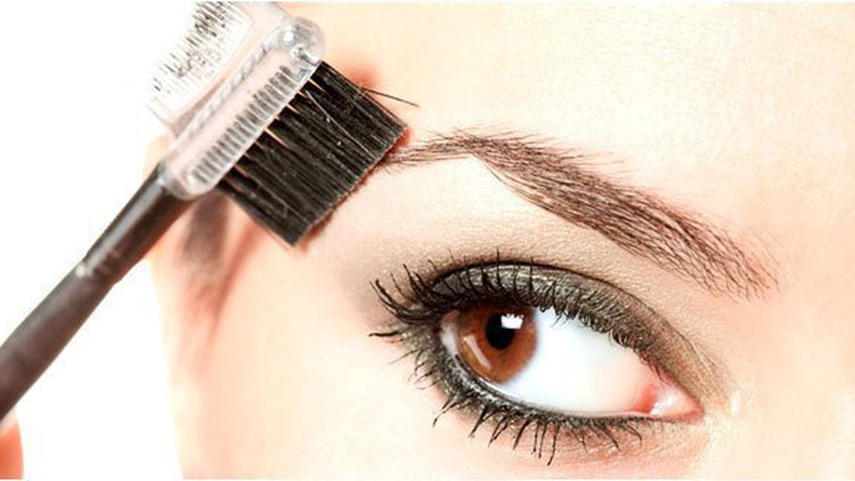 Alis Tak Simetris? Ini Cara Mudah Mengakalinya - Beauty Fimela.com