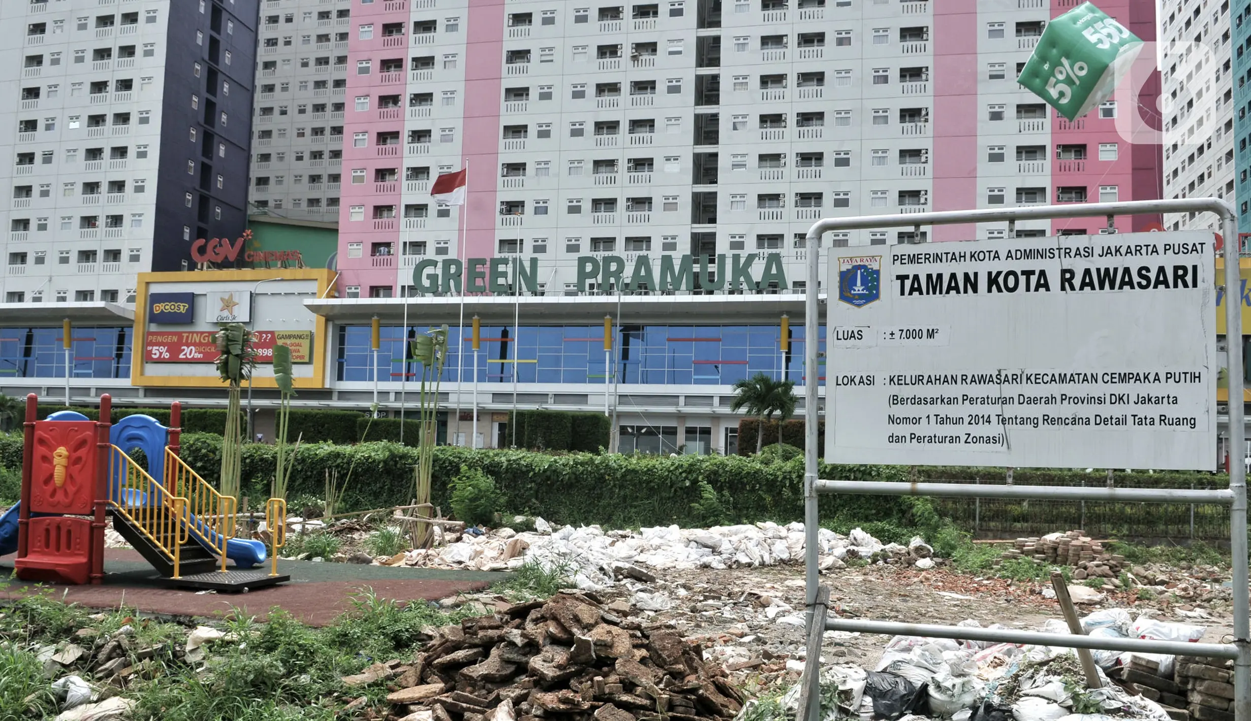 FOTO: Pembangunan Taman Kota Rawasari Terbengkalai - Foto Liputan6.com