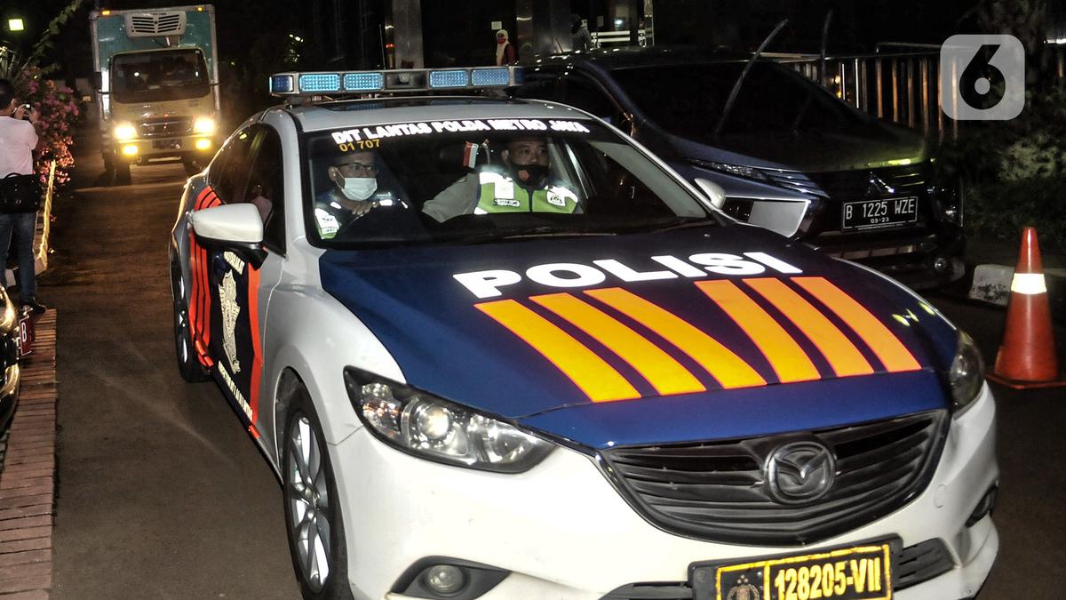Propam Polri Tahan Polisi yang Pakai Mobil Dinas untuk Pacaran - News ...